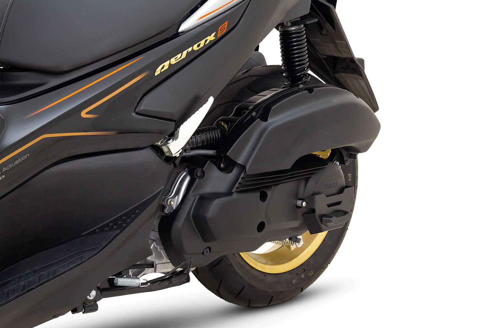 La nueva NMax Connected y todos sus accesorios